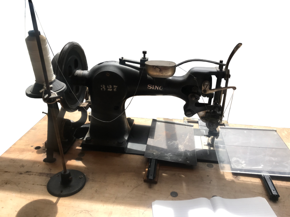 Singer 6-9 Book-Sewing Machine | American Bookbinders Museum | San ...